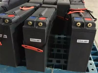 China Portable 100 Ah Gel Lead Acid Battery , Front Terminal 12v Deep Cycle Battery for sale