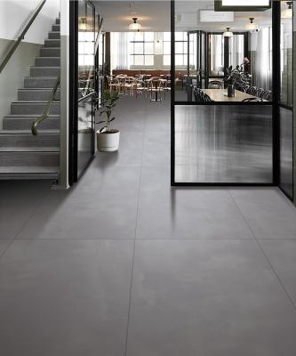 China Non-Slip Glazed Porcelain Floor Tiles 600x1200mm Gray AAA Grade for sale