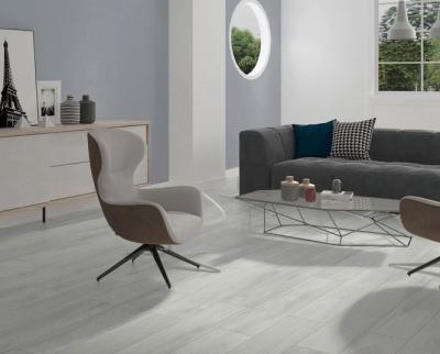 China AAA Grade Wooden Porcelain Tiles 200x1000mm Yellow Brown Clay for sale