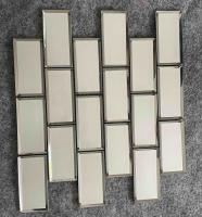 China 300x300mm Glass Mosaic Tile for Swimming Pools Iridescent Surface for sale