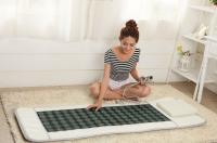 China Jade Stone Far Infrared Heating Mat Sauna Mattress Pad EMF IEC Endorsed Certification for sale