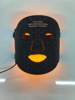 China 2025 Latest OEM/ODM Red Light Mask Customization with Seven Colors for Skin Beauty for sale