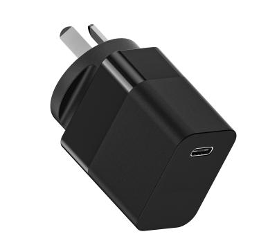 China USB C PD Fast Charger 5V 3A 9V 2.22A 12V 1.67A 18W 20W Qc 3.0 Charger Adapter for sale