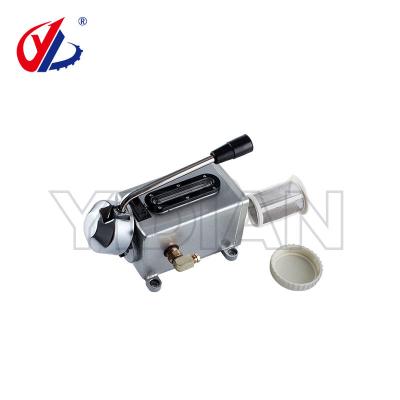China Manual Lubrication Pump Hand Operated Oil Pump 4mm 6mm Brass Fittings Edge Banding Machine Guide Rail Lubrication Y-8 Y-6 for sale