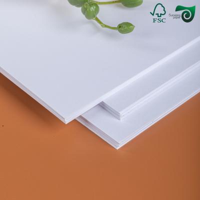China FSC 120g 144g Tear Resistant Degradable Uncoated Cardboard For Food Containers for sale