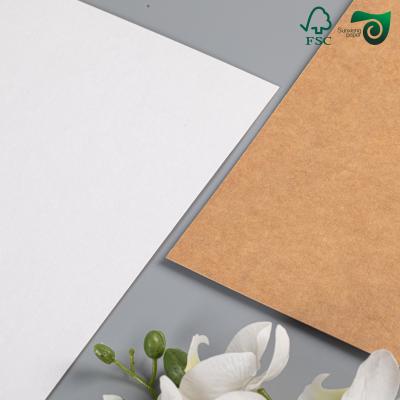 China FSC 350gsm 400gsm High Density Kraft Paper Sheets  Specialized For Food Packaging for sale