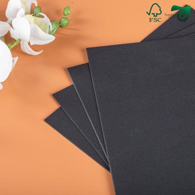 China 300gsm Black Kraft Board Solid Paper Sheets Heavy Duty Album Cardboard Fold Resistant for sale