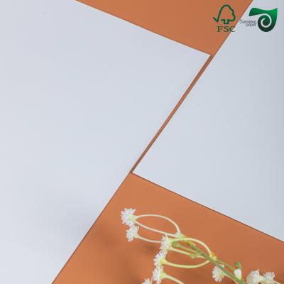 China 70gsm Metallic Paper For Beer Bottle Labels Silver Front White Back 765mm for sale