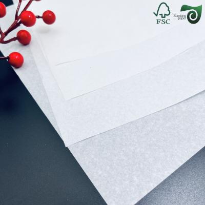 China FSC 35gsm Food Grade White Greaseproof Paper  Food Basket Liners For Sandwiches for sale