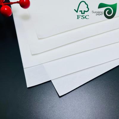 China High Density White Kraft Paper Sheets Available In 300gsm 350gsm 400gsm Specifically Designed For Food Packaging for sale