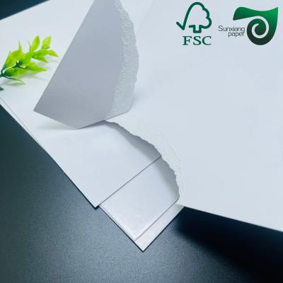 China High Brightness White Cardboard Made from 100% Virgin Wood Pulp in 290gsm to 320gsm for Creative Packaging for sale