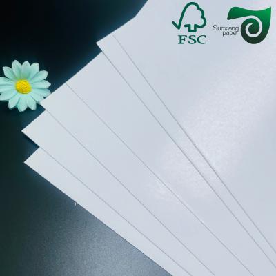 China FSC Certified Recyclable White C2S Coated Paper 300gsm 350gsm  Highly Polished for sale