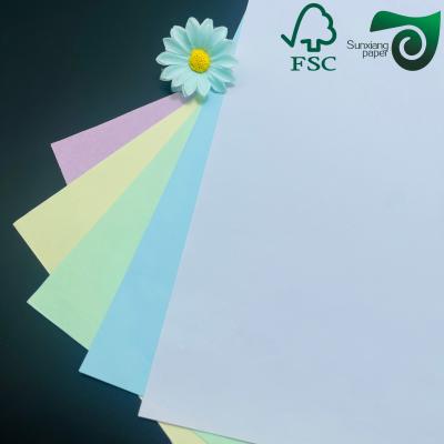 China FSC Certified White Green  A4 Carbonless Copy Paper 50g 55g CB CFB CF Variants for sale