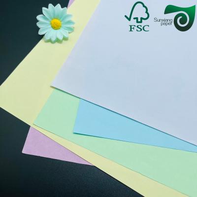 China NCR Carbonless Jumbo Roll Paper  48gsm 50gsm 55gsm  For Computer Printing for sale