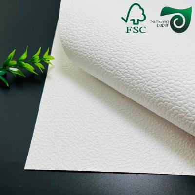 China FSC 400GSM Embossed White Cardstock Recycled Premium Specialty Paper For Craft Packaging for sale