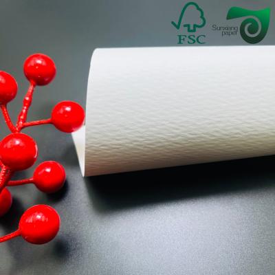 China 350gsm Cloth Texture Embossed Paper FSC Premium White Cardstock For Luxury Gift Packaging for sale