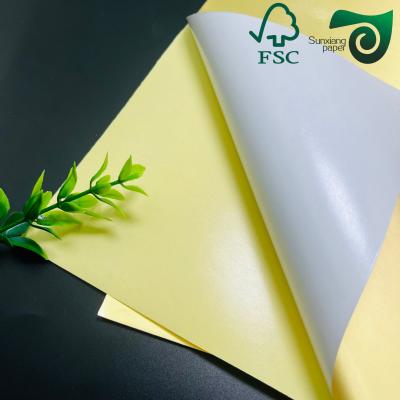 China 70gsm FSC Metallic Coated Paper Silver Front White Back For Craft Beer Bottle Label Printing for sale