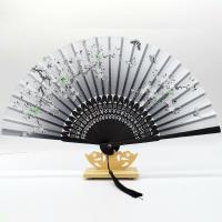 China DIY White Bamboo Folding Fan 21cm Handheld Fan for Wedding Party and Home Decoration for sale
