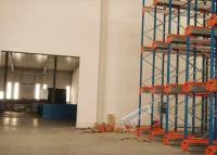 China Multi Deep Shuttle Storage Pallet Racks 2 Aisles With 400W Travelling Motor for sale