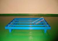 China Logistics Centers Pallet Rack Shelving Customized Dimensions Welded Type Structure for sale