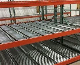 China Heavy Duty S355JR Gravity Carton Flow Racks System for sale