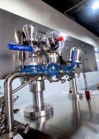 China Stainless Steel Hydraulic Lift Vacuum Emulsifying Mixer Machine 50L for sale