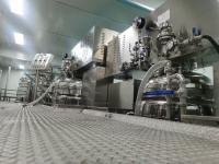 China Fixed Liquid Cosmetics Vacuum Emulsifying Mixer Machine 3000L for sale