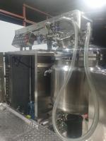 China Multifunctional Vacuum Emulsifier Mixer 300L for Cosmetic Lotion Lifting for sale