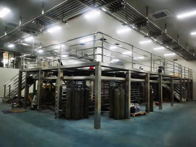 China High-Speed Semi-Automatic Liquid Production Line for Africa Manufacturers for sale