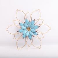 China Modern Flower Metal Garden Wall Decorations - Customizable Iron Outdoor Ornaments with 30-60 Day Delivery for sale