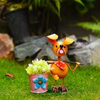 China Handcrafted Metal Dog Garden Ornaments with Plant Bucket - 2-Year Outdoor Durability and Custom ODM/OEM Options for sale