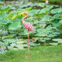 China Outdoor Metal Pink Flamingo Lawn Ornaments - Various Sizes, Weatherproof Garden Decor with 100pcs Minimum Order for sale