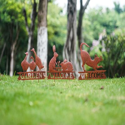 China Metal Garden Stake Decor Silhouette Statues - Rabbit, Cat & Duck Designs with Weatherproof Rust Finish - 1000pcs MOQ for sale