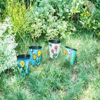 China Metal Flower Pots Garden Ornaments Round Shape Planters For Home for sale