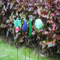 China Metal Garden Ornaments Metal Crafts Plugin Vegetable Decoration for sale