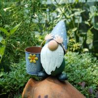China Modern Metal Gnome with Planter Pot - Rustproof Garden Ornament, Custom Sizes, 100pcs MOQ for sale