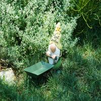 China Recycled Small Metal Garden Ornaments Gnome Pushing The Cart With Planter for sale