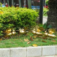 China Custom Metal Garden Ornaments - Weatherproof & Rustproof Outdoor Decor with 100pc MOQ & 20,000 Monthly Capacity for sale