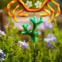 China Crab / Coral Metal Garden Ornaments Colorful Metal Flower Decor for sale