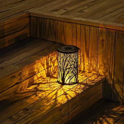 China Space At Solar Garden Ornament with 100mAh Battery and 6-8 Hour Runtime - IP44 Waterproof Outdoor LED Lighting for sale