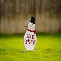 China Handmade Metal Outdoor Snowman Ornaments Stakes - Custom Sizes & Colors for Christmas Garden Decoration for sale