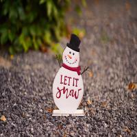China Handmade Metal Outdoor Snowman Ornaments Stakes - Custom Sizes & Colors for Christmas Garden Decoration for sale