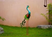 China Sturdy Yard Metal Peacock Decor Garden Statue For Outdoor Bird Lawn for sale
