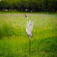China Creative Metal Crane Bird Lawn Art Lifelike And Weatherproof for sale