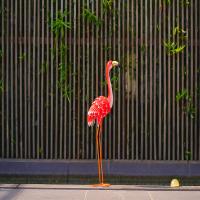 China Outdoor Metal Flamingo Yard Decor Lawn Flamingo Metal Statue for sale