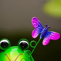 China Rustproof Metal Garden Ornaments - Frogs by The Pond Sculptures, Custom Sizes, 60-80 Day Delivery, 20K Monthly Capacity for sale