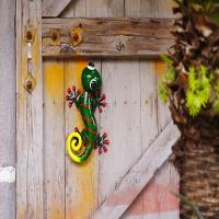 China Colorful Outdoor Metal Lizard Wall Art - Weatherproof Iron Gecko Decor in Small & Medium Sizes for sale