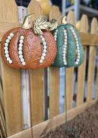 China Metal Harvest Festival Decorations - Outdoor Pumpkin Thanksgiving Yard Ornaments in Small, Medium, Large Sizes for sale
