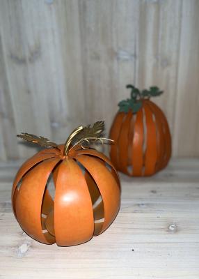 China Metal Harvest Festival Decorations - Waterproof Pumpkin Ornaments in Small, Medium & Large Sizes for sale