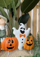 China Space At Metal Halloween Ornaments - Small/Medium Size Pumpkin & Ghost Decorations with 100pc MOQ for sale